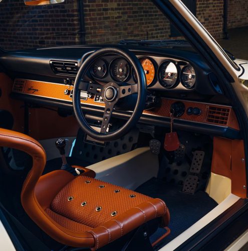 Singer 911 Interior