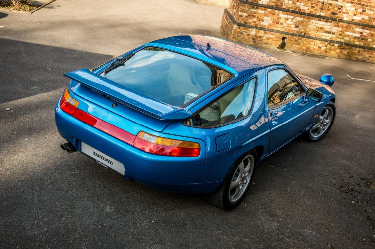 Say Hello To My Not So Little Friend. A Famous Design That Had A Cameo ...