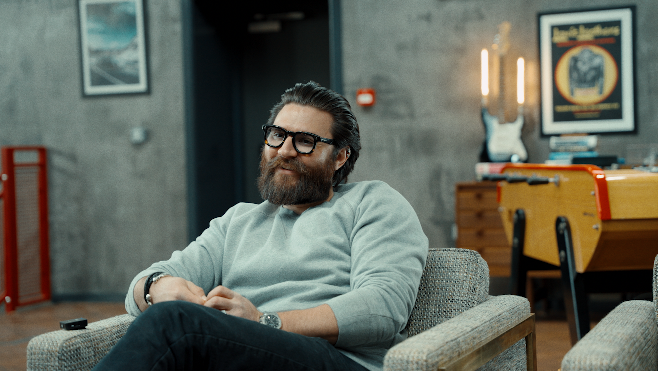 Frank Cassidy: The Frontman of Boxengasse | Design911 Articles