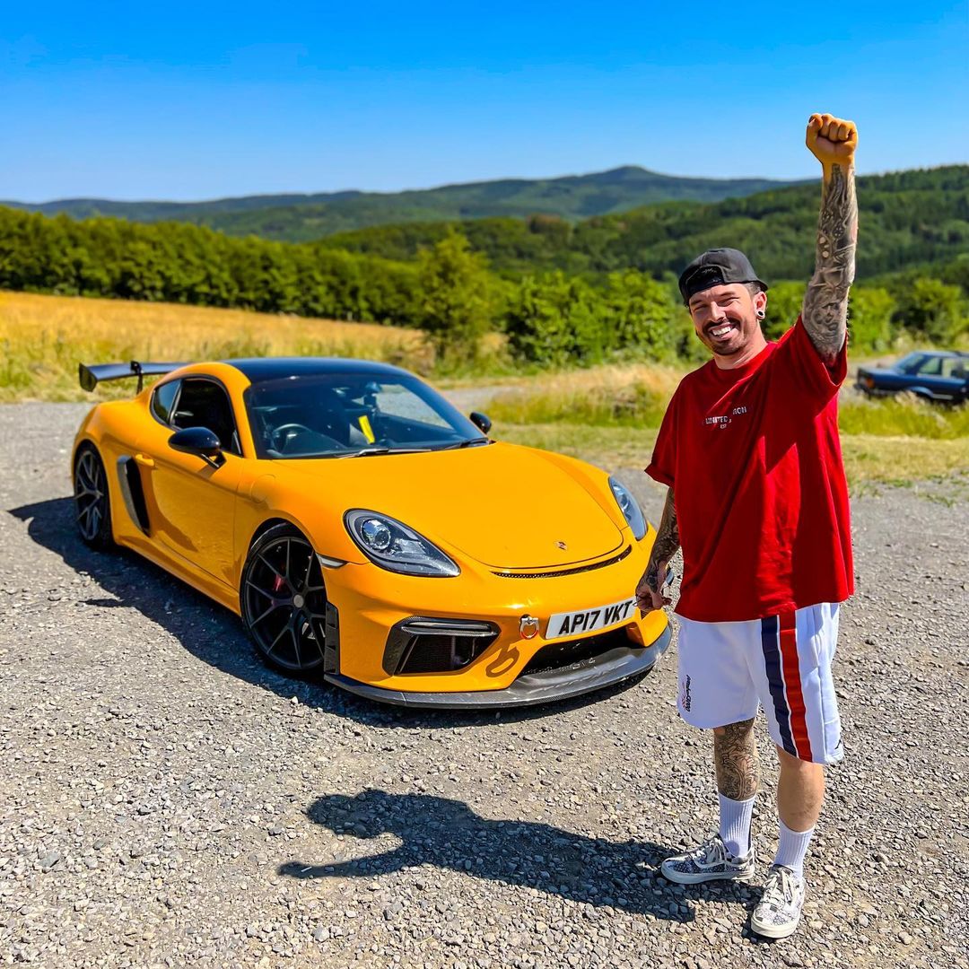 Inside Mat Armstrong's 718 Rebuild: Part One | Design911 Articles