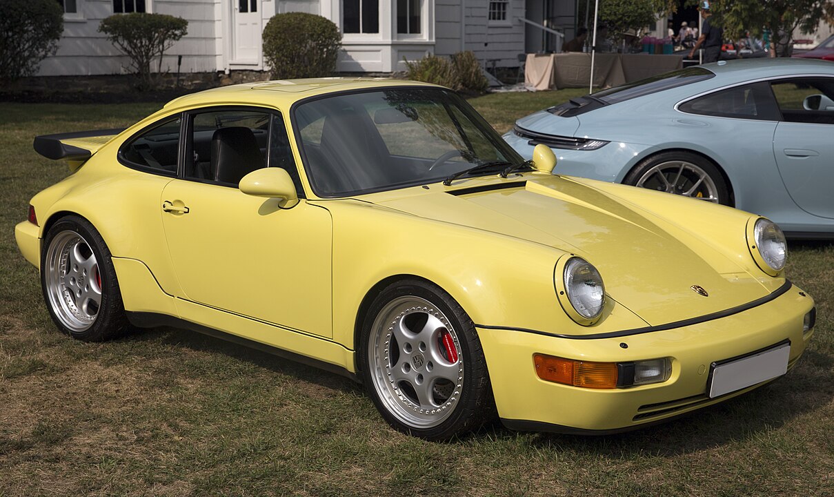 Porsche 964 v Porsche 993: The Ultimate Air-Cooled Face-Off | Design911 ...