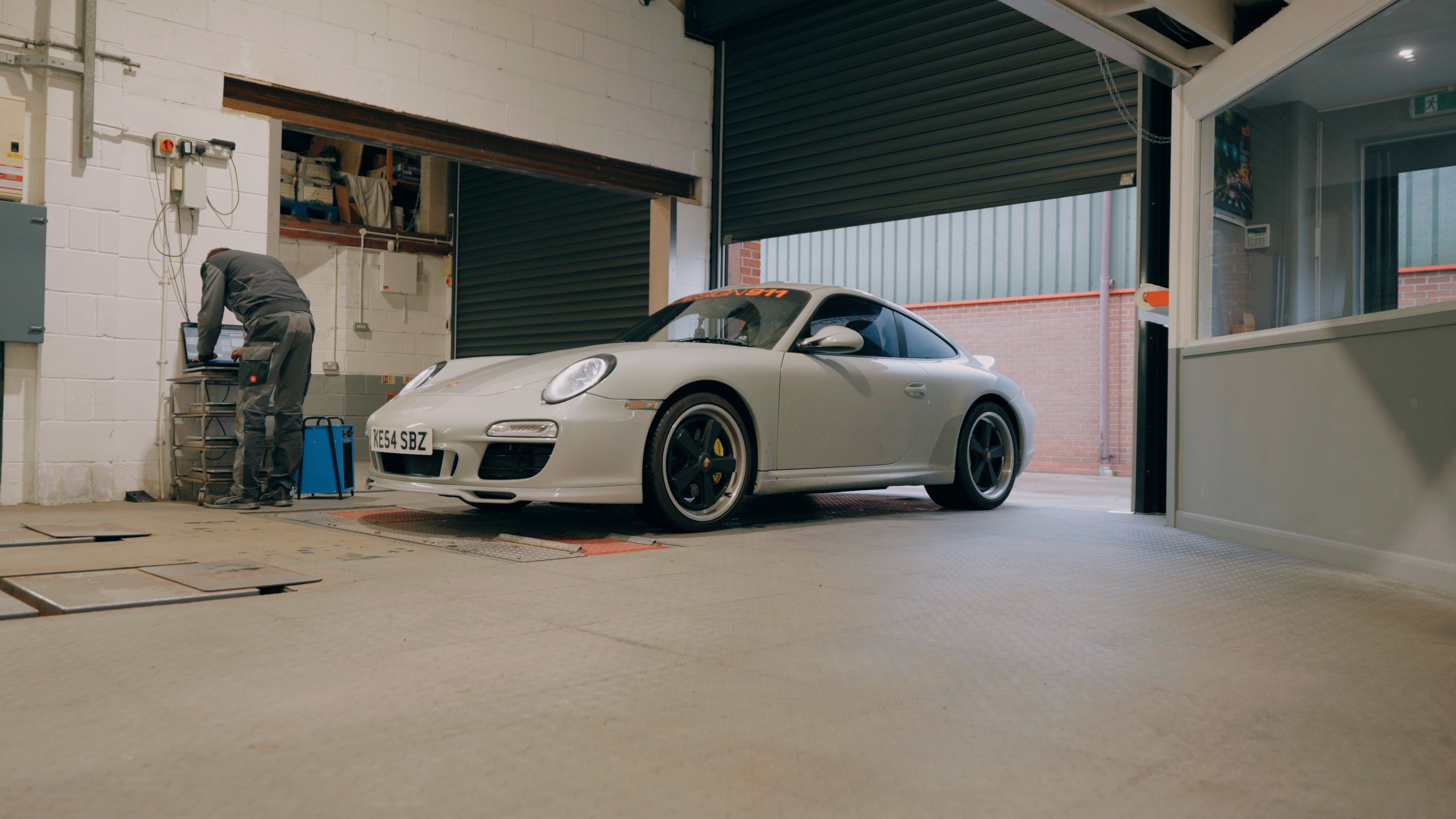 Porsche 997 Sport Classic Gets a Suspension Makeover: Design911 x ...