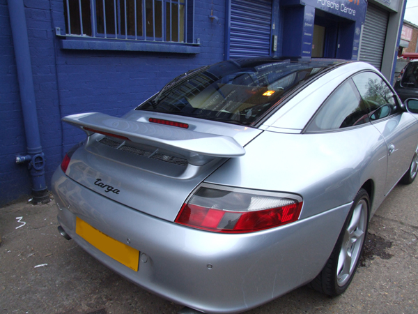 Porsche 996 with Silver spoiler | Design 911