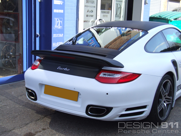 Porsche 997 Turbo Carbon & Matt White Wrap | Design 911