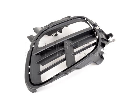 Front Bumper Grille. Porsche 958 Cayenne Turbo 95850568111 95850568211 ...
