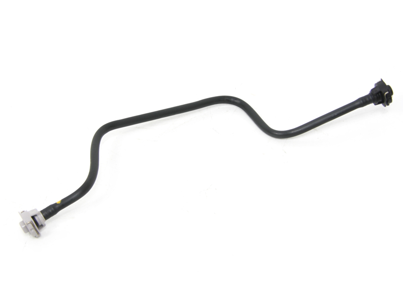 Original Porsche 95B122447F 95B122447B Coolant expansion tank breather ...