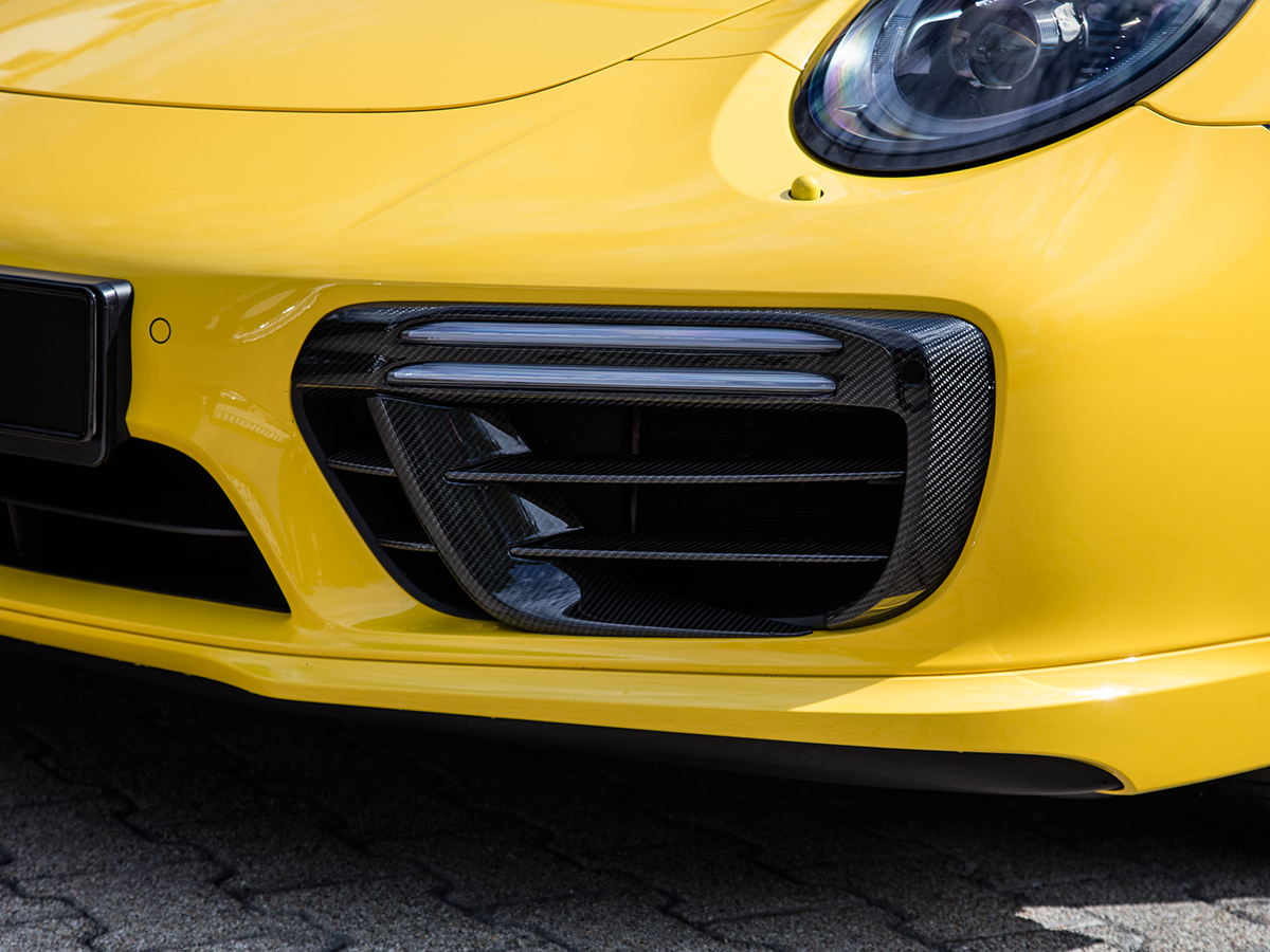 TechArt carbon fibre front bumper grille airblades for Porsche 992.1 ...