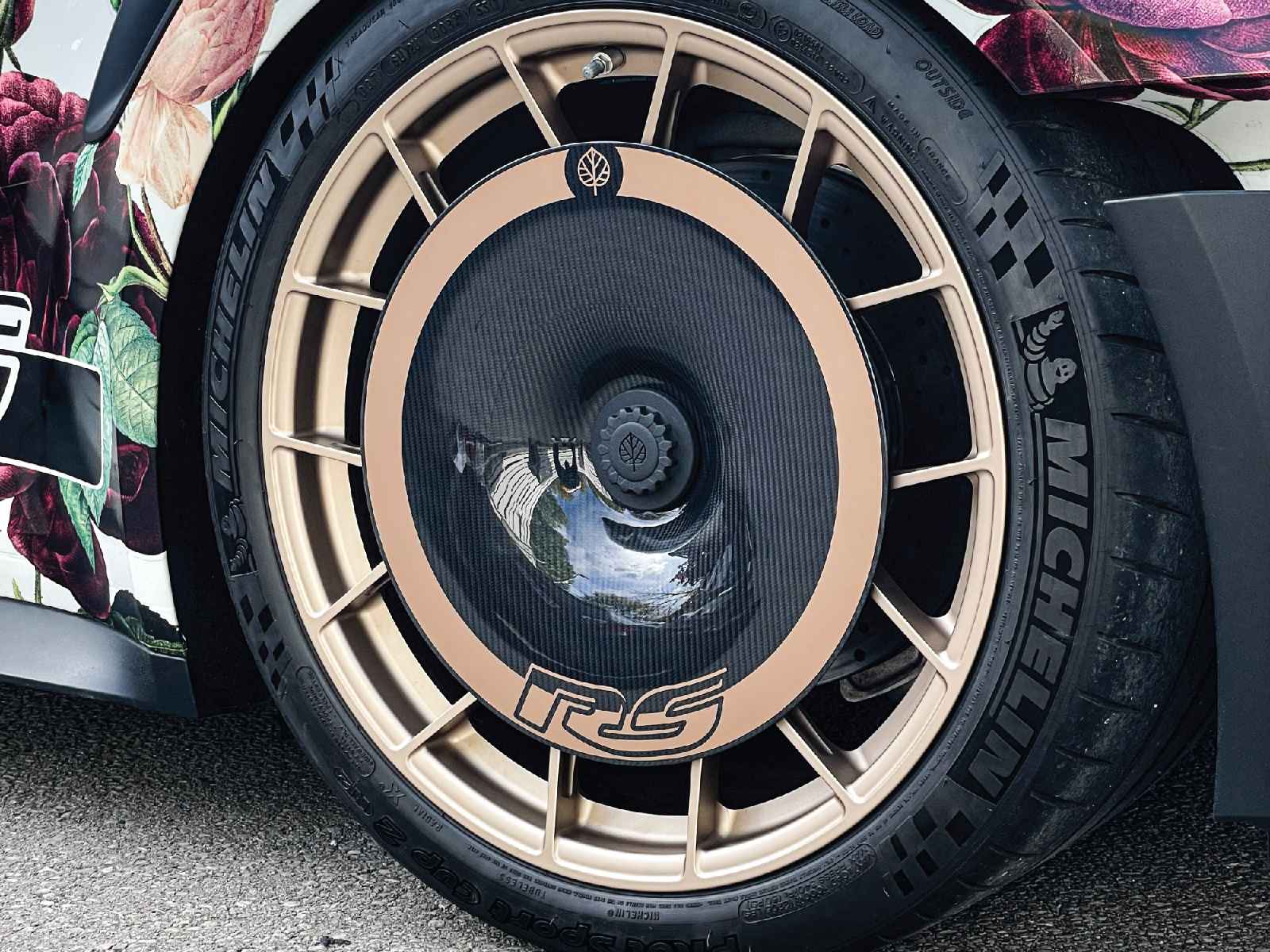 Gold Leaf Rear Wheel Aero Disc EVO – Carbon Fibre Aero Covers for ...