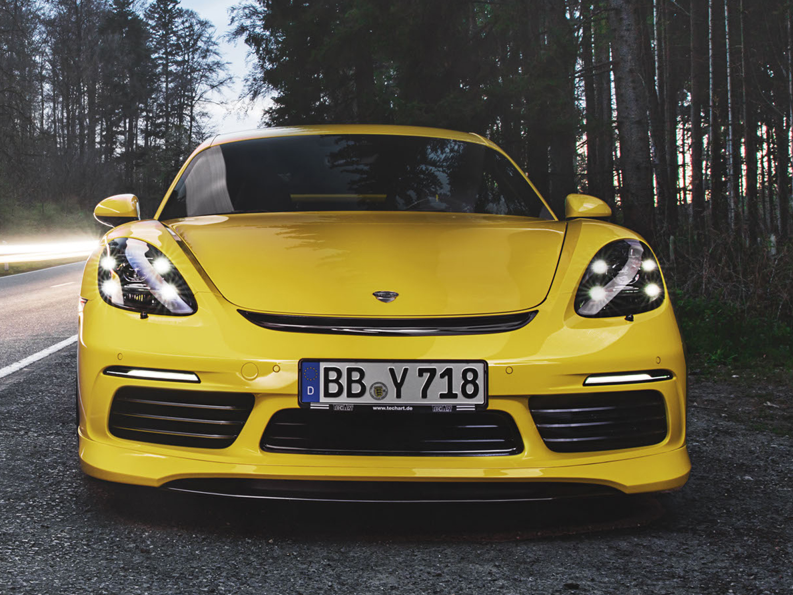 TechArt Front Spoiler I. Porsche 718 Cayman / Boxster with SportDesign ...