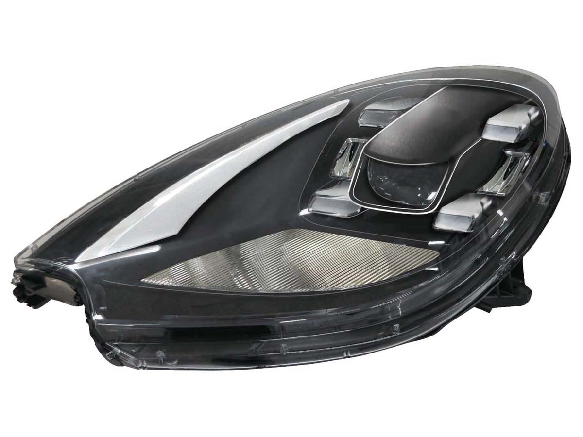 Porsche Macan 95B Headlamps set Black with PDSL PLUS-Style 2019 facelift look - 95B63101PDSL ...