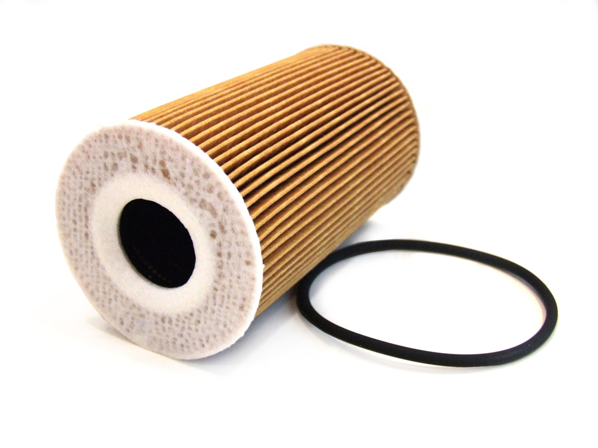 Oil filter. Porsche 986 / 987 / 996 / 997 / 955 99610722560 ...