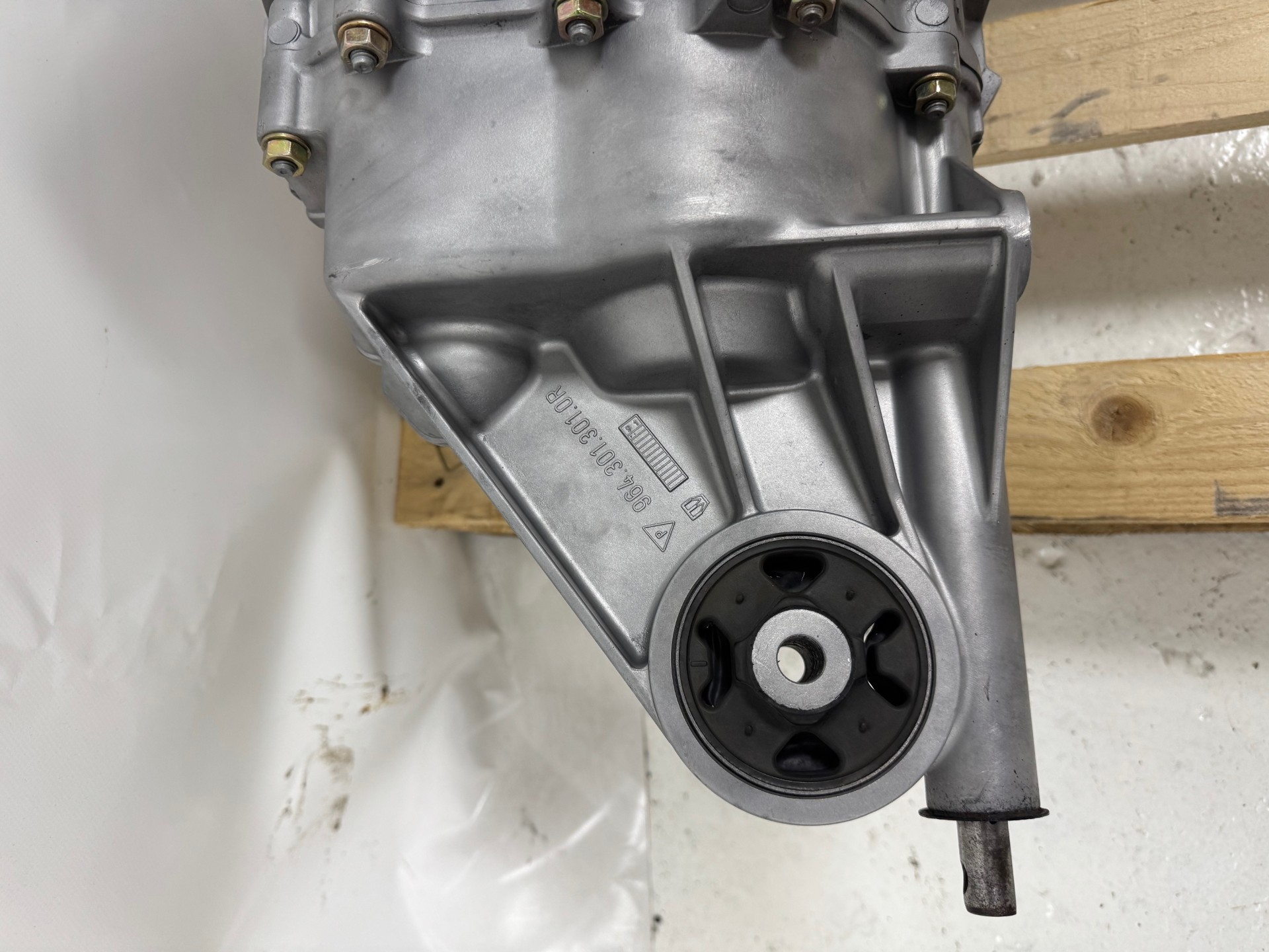 Porsche 964 Turbo 3.3L G50/52 manual gearbox - 95030002052U | Design 911