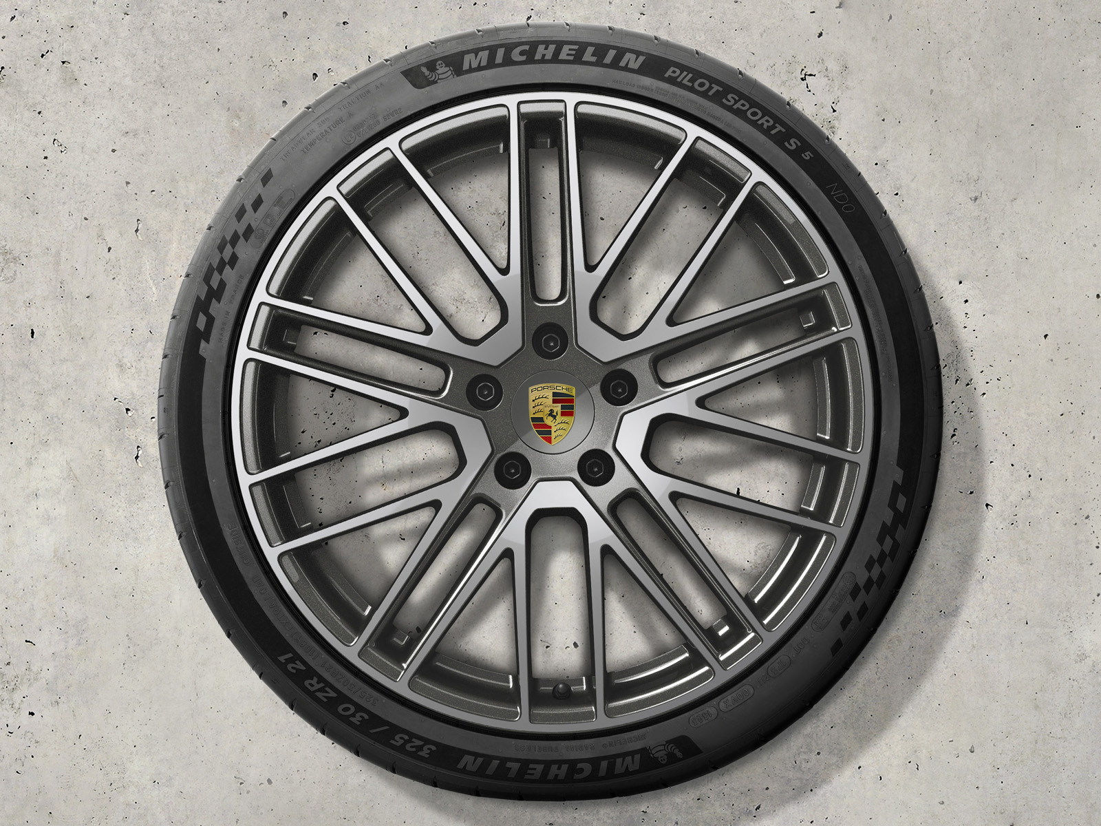 21-inch Panamera "911 Turbo Design" alloy wheels and summer tyres ...