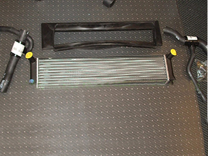 Third radiator kit. Porsche 987 Boxster / Boxster S /Cayman - R ...