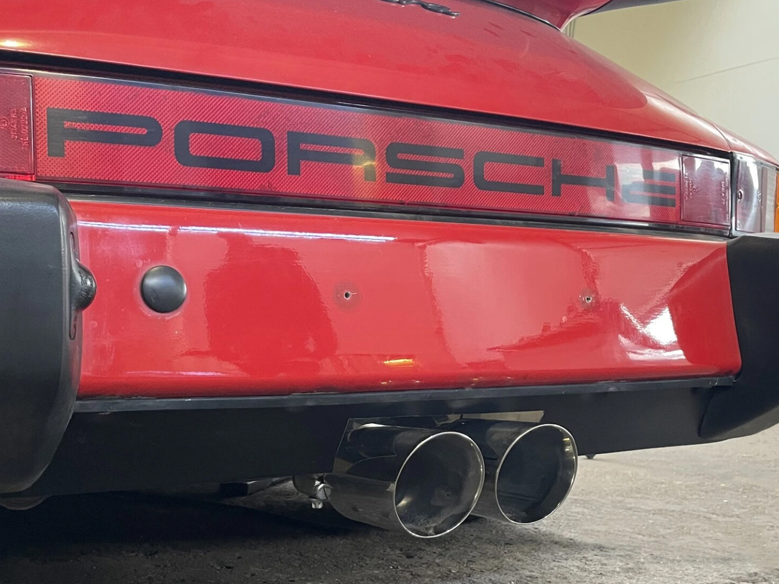 porsche-1-in-2-out-sports-silencers | Design 911