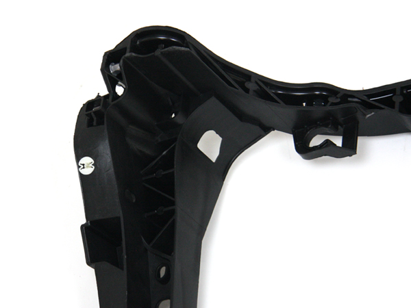 Porsche 95B Macan Radiateursteun 95B805295C 95B805594C - 95B805295D ...