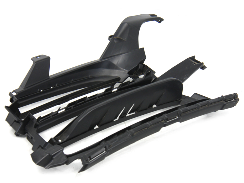 Original Porsche 95B807681H1E0 95B807682H1E0 Front bumper side grille ...