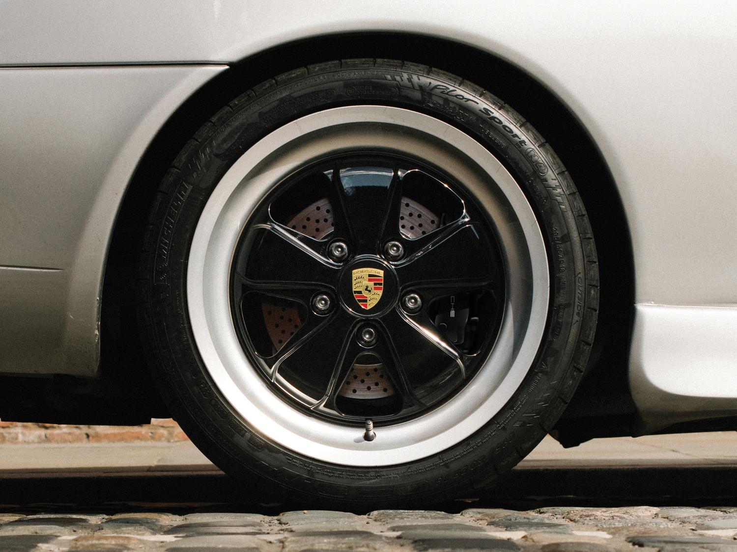 Buy Porsche 996 (911) (1997-2005) Porsche Original Wheels | Design 911