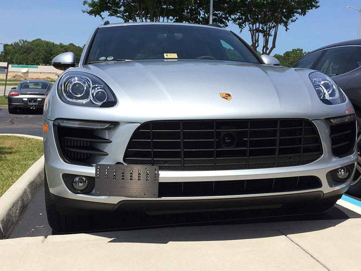 Porsche front bumper number plate holders | Design 911