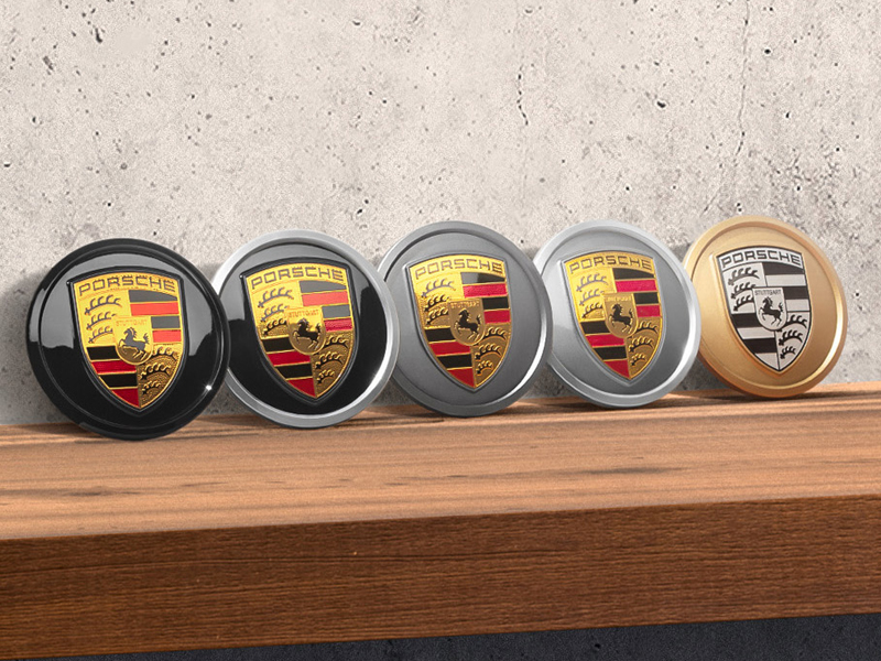 Wheel caps in Platinum (satin-gloss) with coloured Porsche Crest for ...