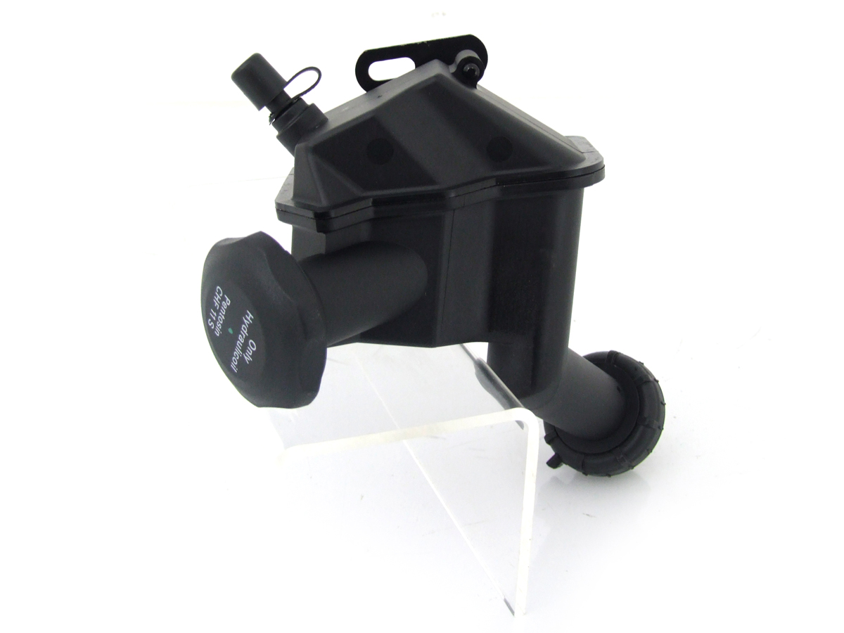 Porsche 996 997 Power steering resevoir 99731422500 - 99731422501 ...