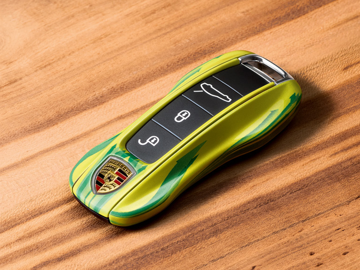 Porsche 992 Painted vehicle key Design Edition Grello 97104480200 ...
