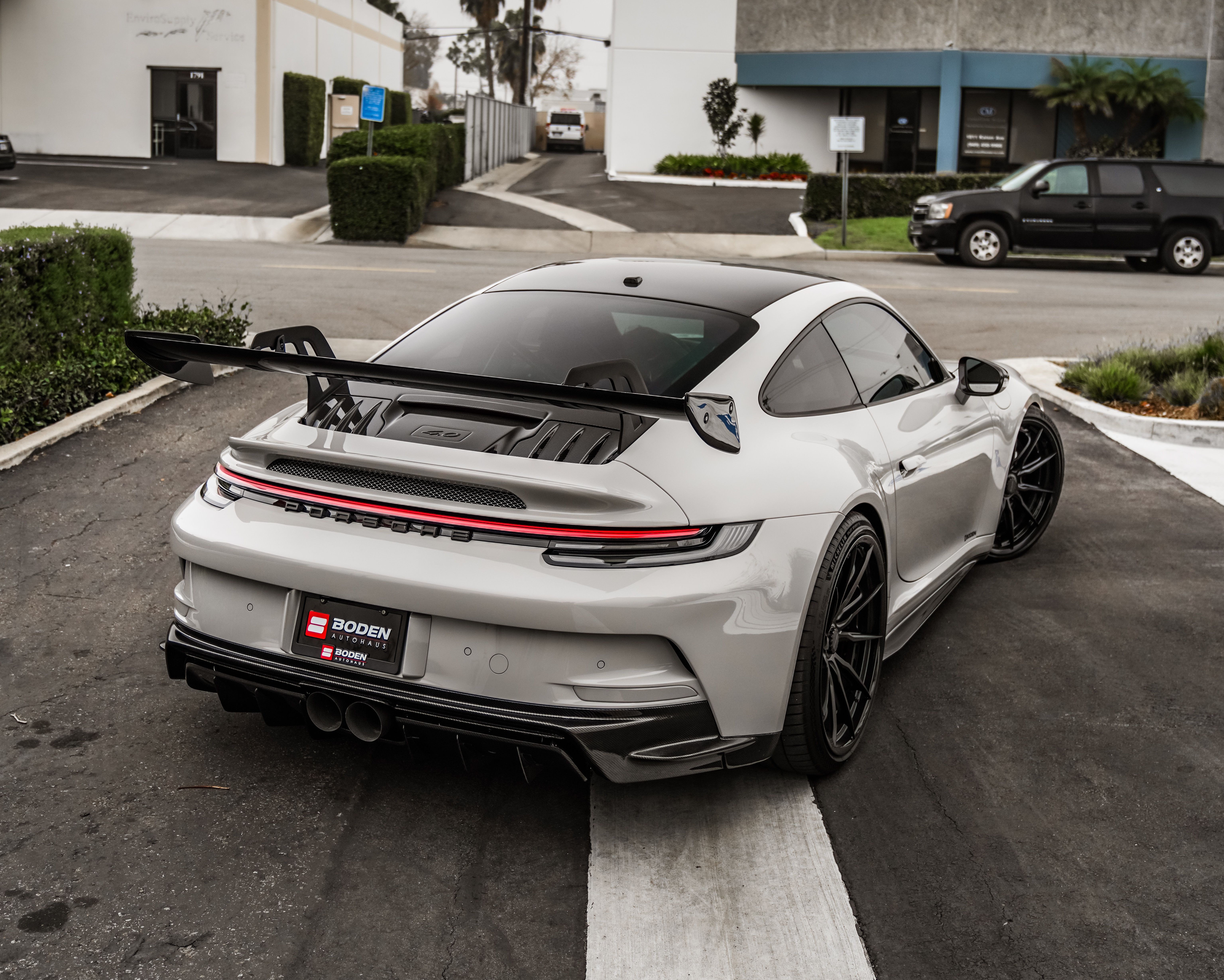 Rear diffuser upper carbon fibre. Porsche 992 GT3 - 1016.992.05 ...