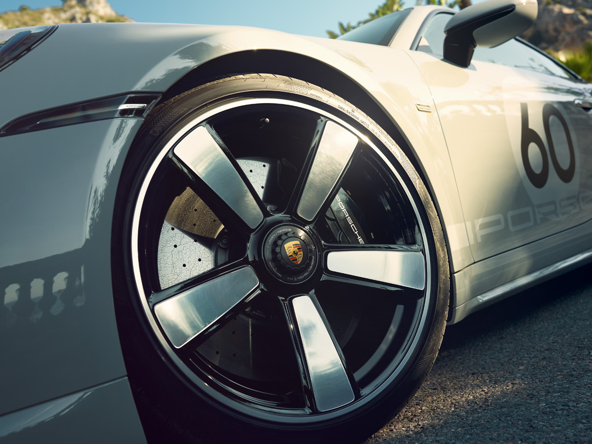 21-/20-inch 922 Sport Classic Alloy wheels and summer tyres Original ...