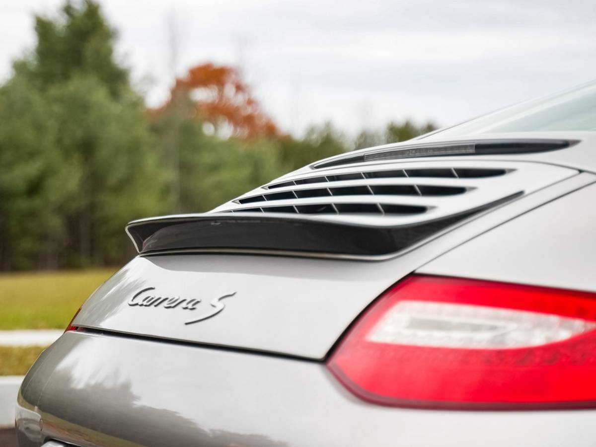 Rear deck lid spoiler carbon fibre by Rennline. Porsche 997 - E413 ...