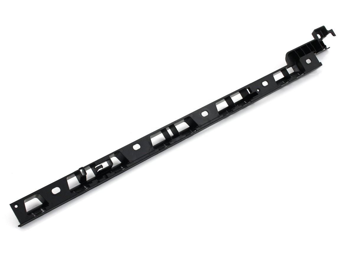 Porsche 95B Macan Front Side sill rail bracket 95B853557B 95B853558B ...