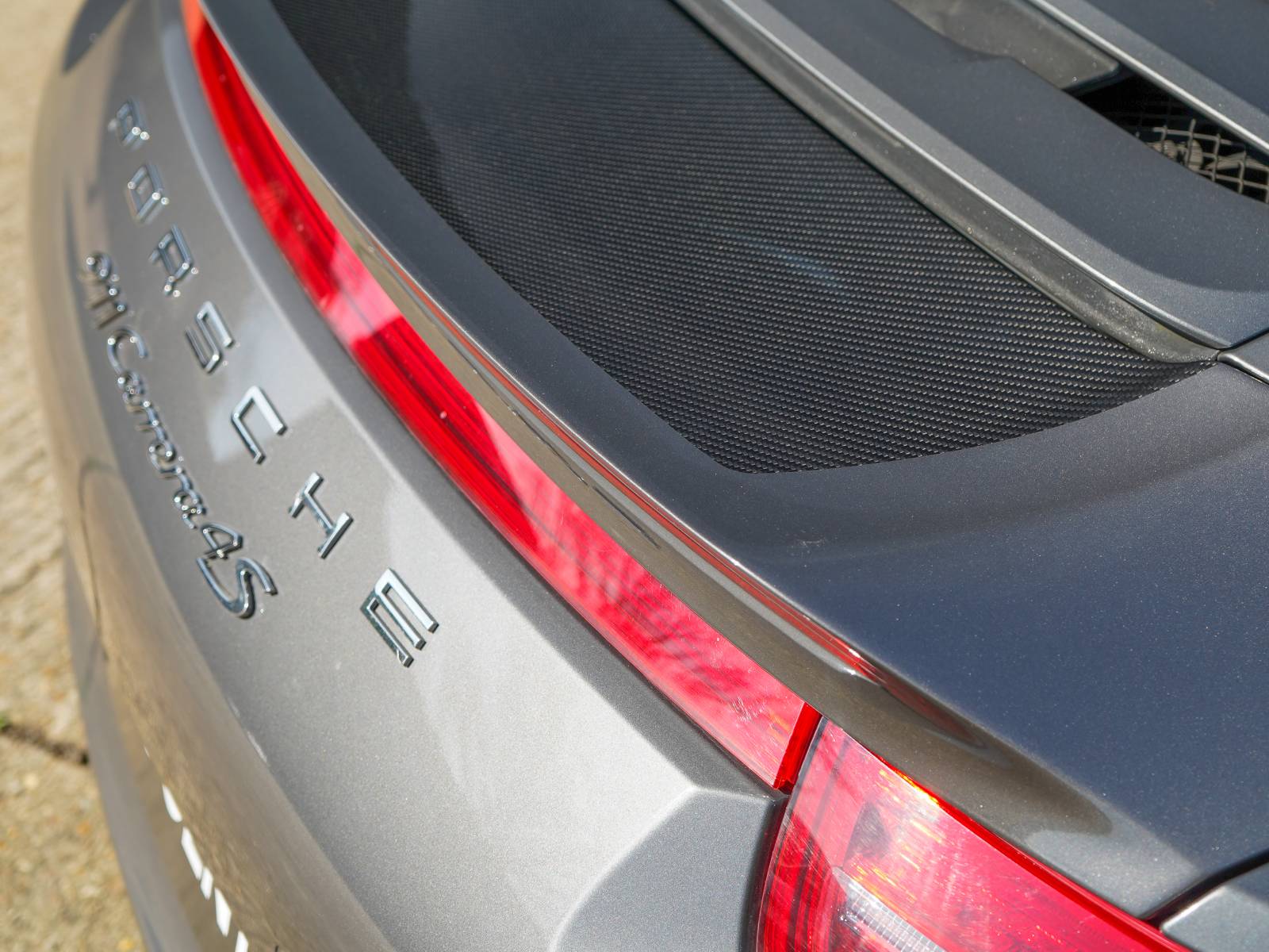 Rear ducktail spoiler carbon fibre. Porsche 991.1 99150498114 ...