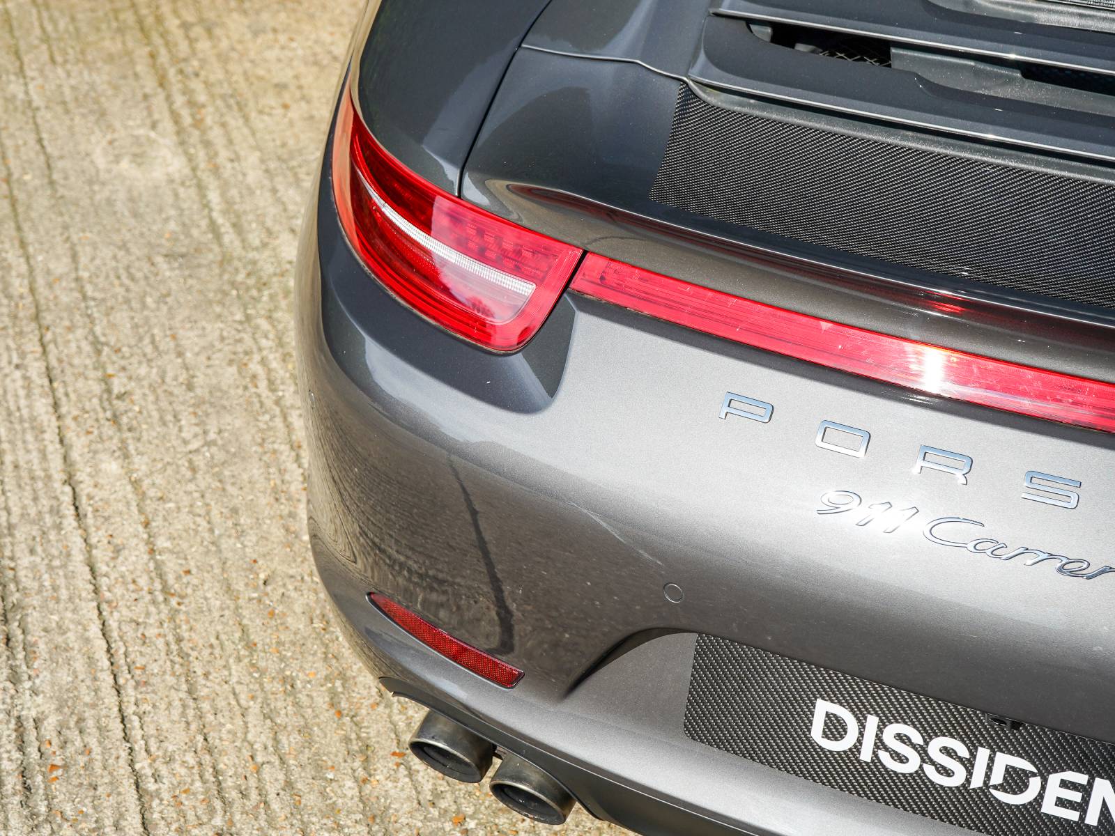 Rear ducktail spoiler carbon fibre. Porsche 991.1 99150498114 ...
