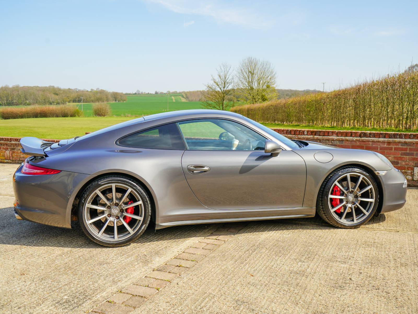 Rear ducktail spoiler carbon fibre. Porsche 991.1 99150498114 ...