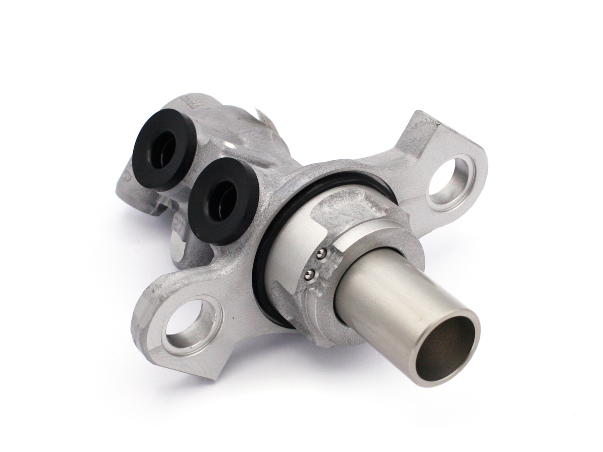 Porsche 95B Macan 2.0L Brake master cylinder 95B612021B - 95B612021B ...