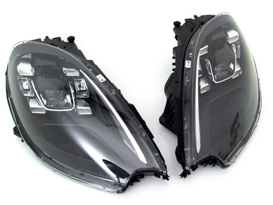 Black led headlamps Porsche Macan LHD 95B04490090 - 95B04490090 ...