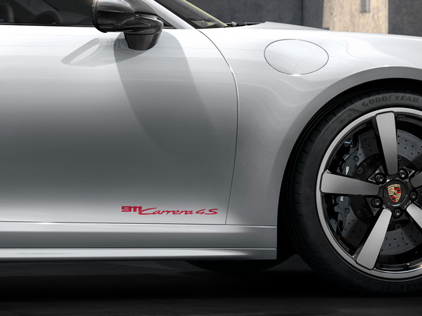 Porsche 992 Model designation on doors 99204482015 - 99204482015041 ...