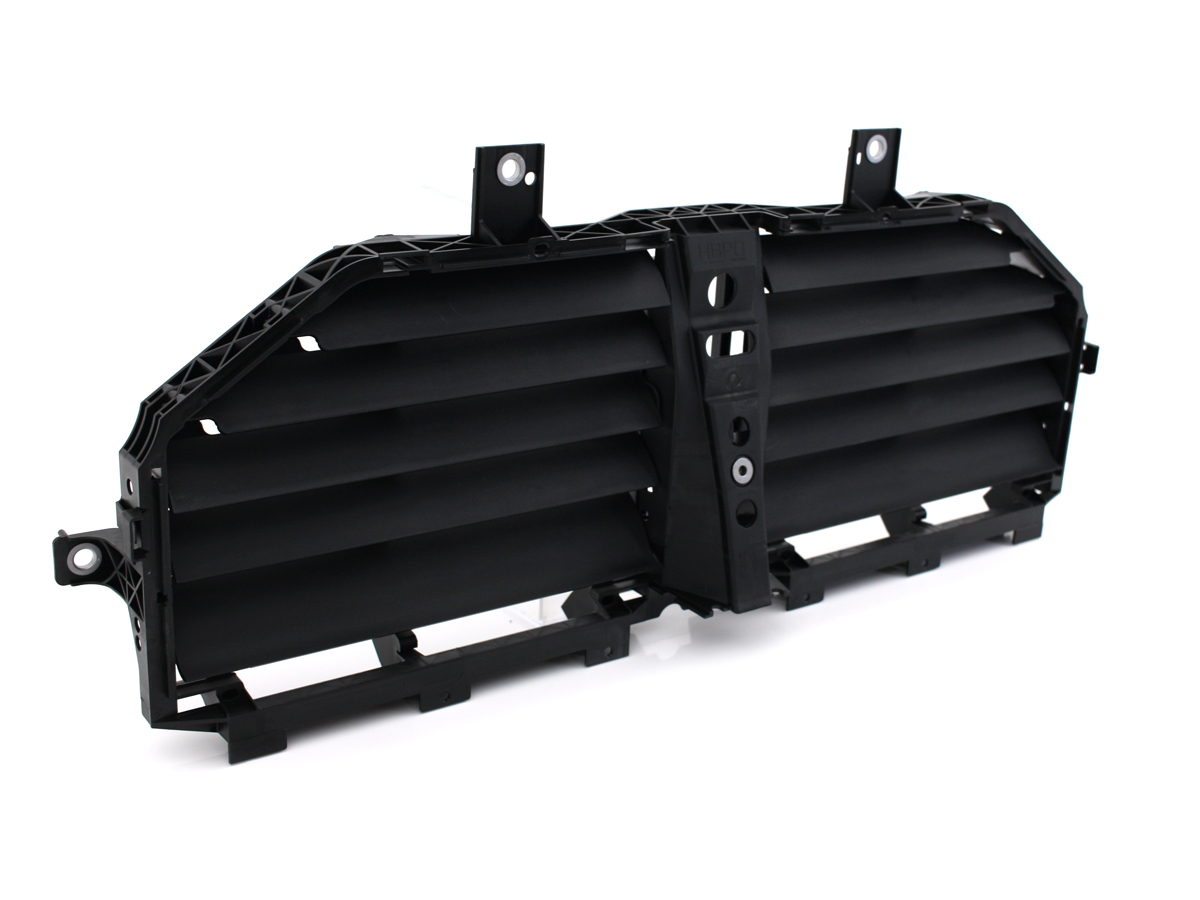 Porsche 958 Cayenne Turbo Air duct grille for centre radiator ...