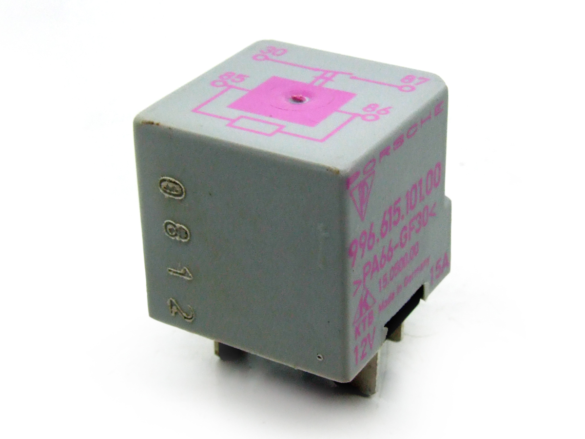 Porsche 911 Fuel Pump Relay 99661510100 - 99661510100 | Design 911