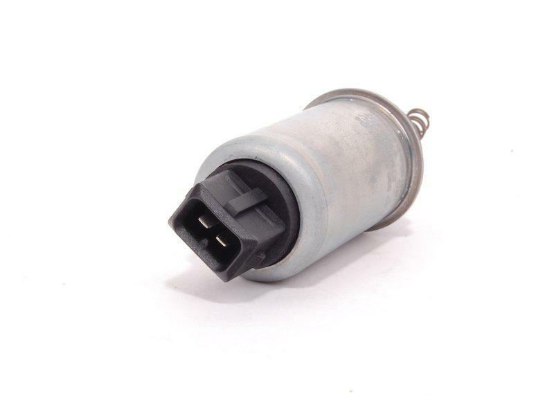 Actuator valve. Porsche 996 Carrera 2 / Carrera 4 / Carrera 4S 2003 ...