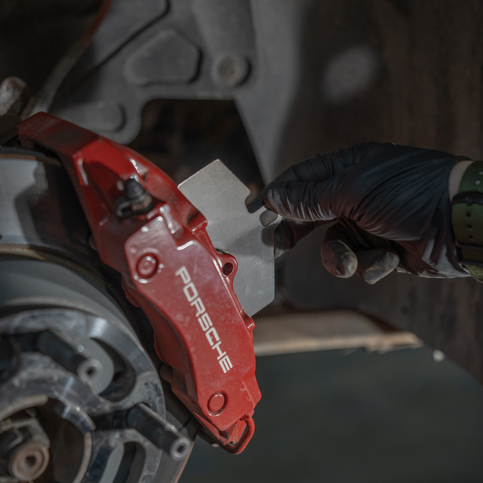 Rennline titanium rear brake shims. Porsche 996 / 997 /987 - CS24 ...