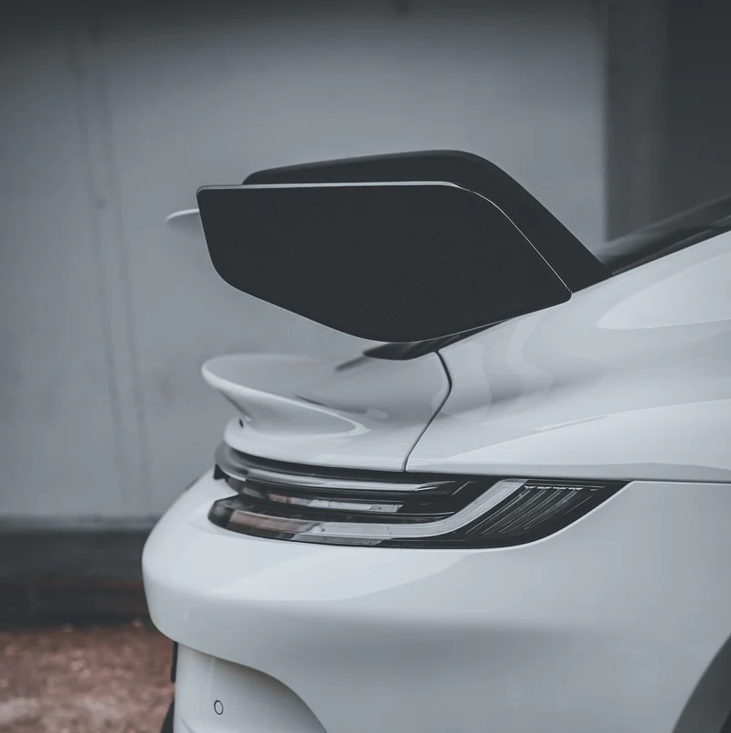 Rear wing end plates carbon fibre. Porsche 992 GT3 - 9GT827867/1 ...