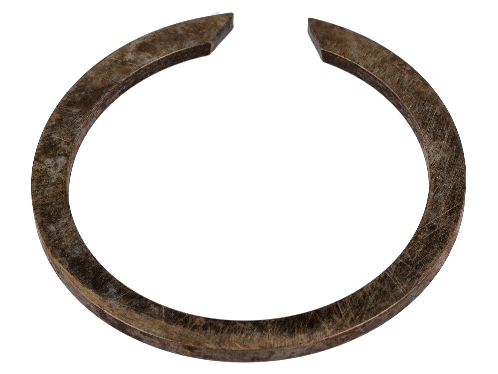 Porsche 911 Crankshaft circlip lock ring on the distributor drive gear ...