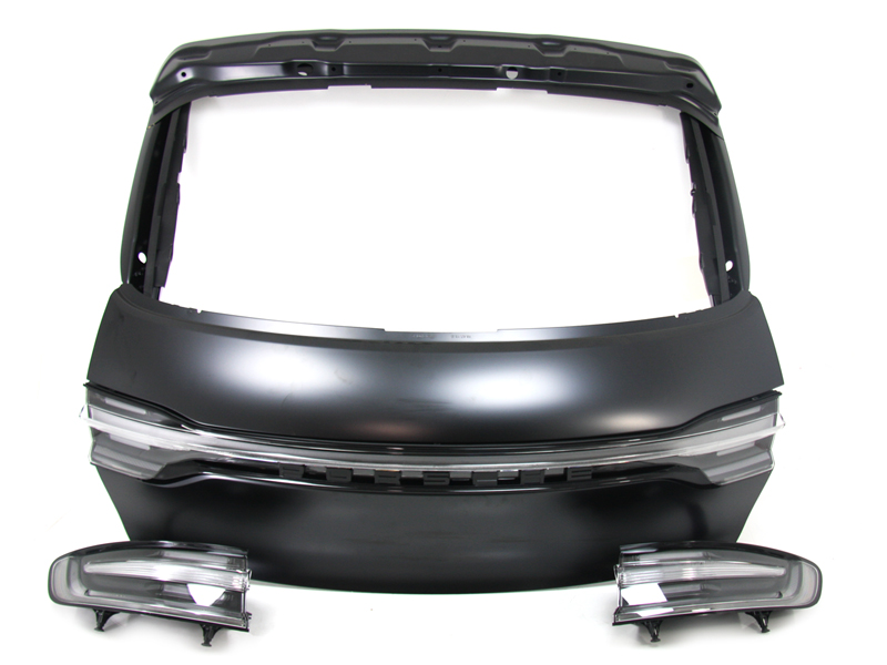 Rear tailgate conversion kit for Macan MKI - tinted lights ...