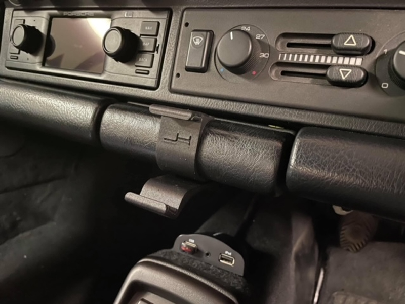 Buy Porsche 993 (911) (1994-1998) 993 (911) C2S 1994-97 Phone Mount ...