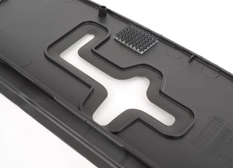 Bonnets / Locks & Latches | Design 911